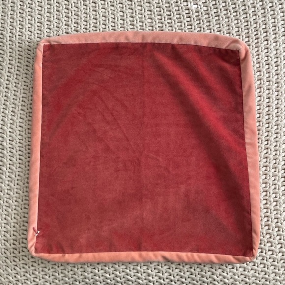 jiti | Bedding | Jiti Modern Boxed Border Throw Pillows | Poshmark